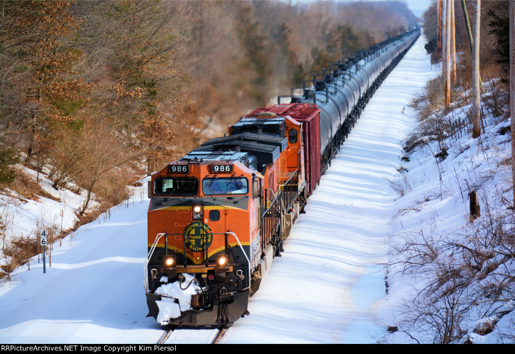 BNSF 986 CSX Train K040-17 Crude Oil Loads